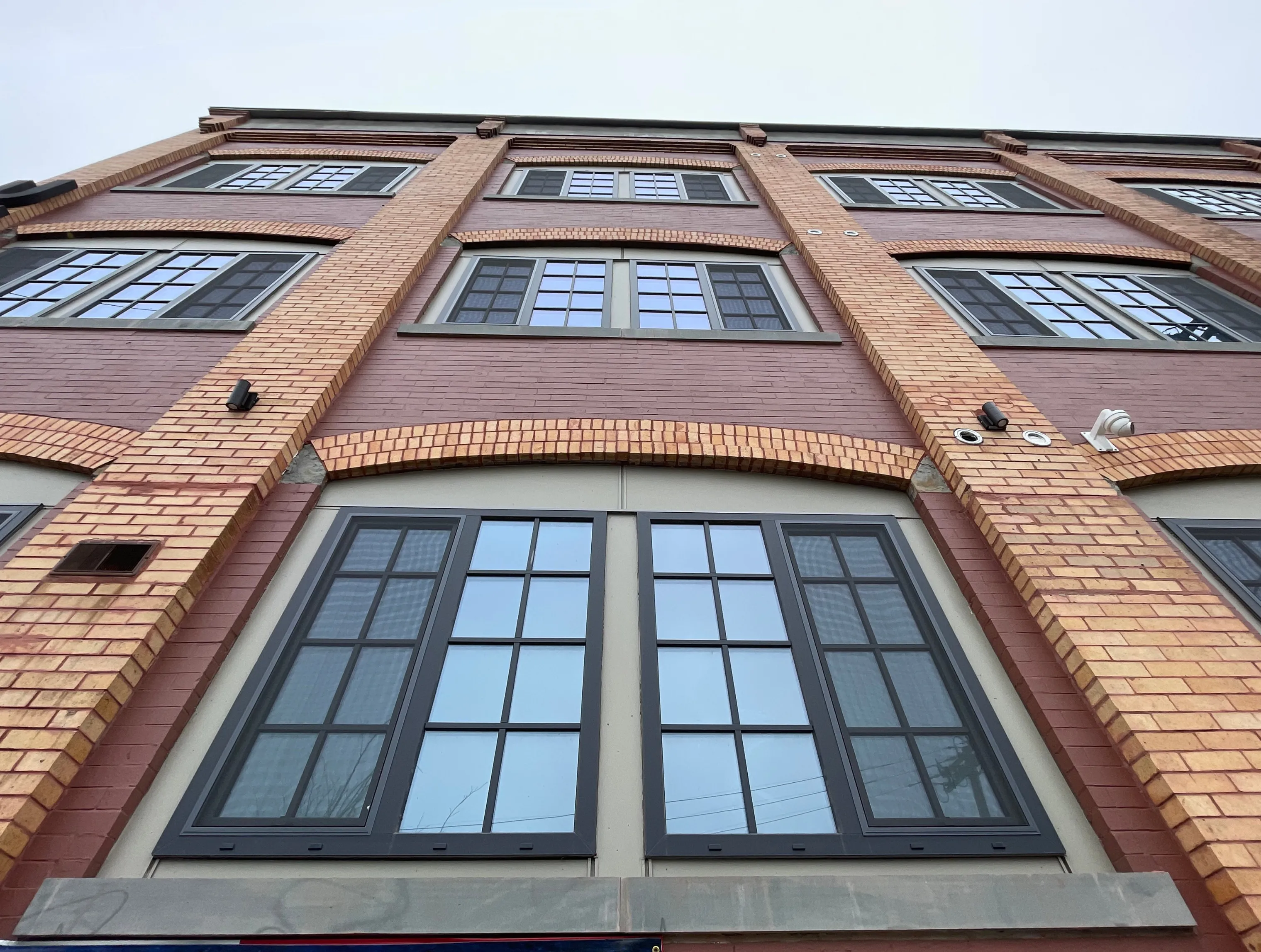 Retrofit Windows: A Smart Investment for Modern Commercial Buildings ...