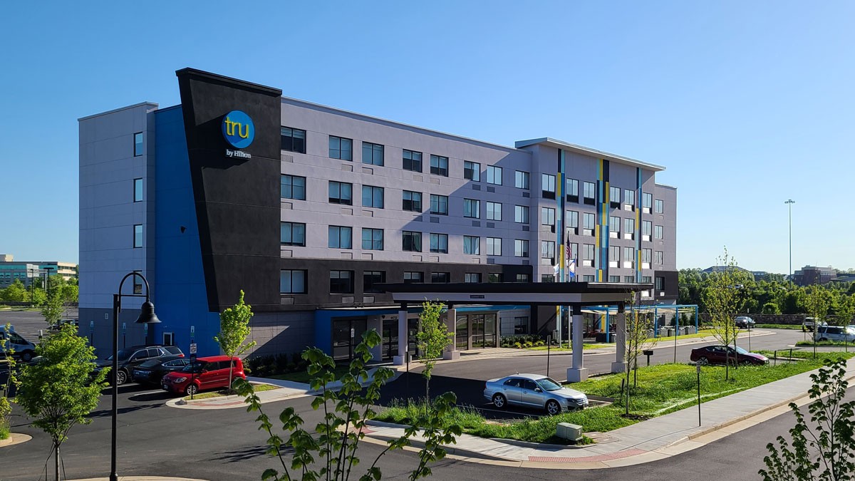 Tru by Hilton - Ashburn | INTUS Windows