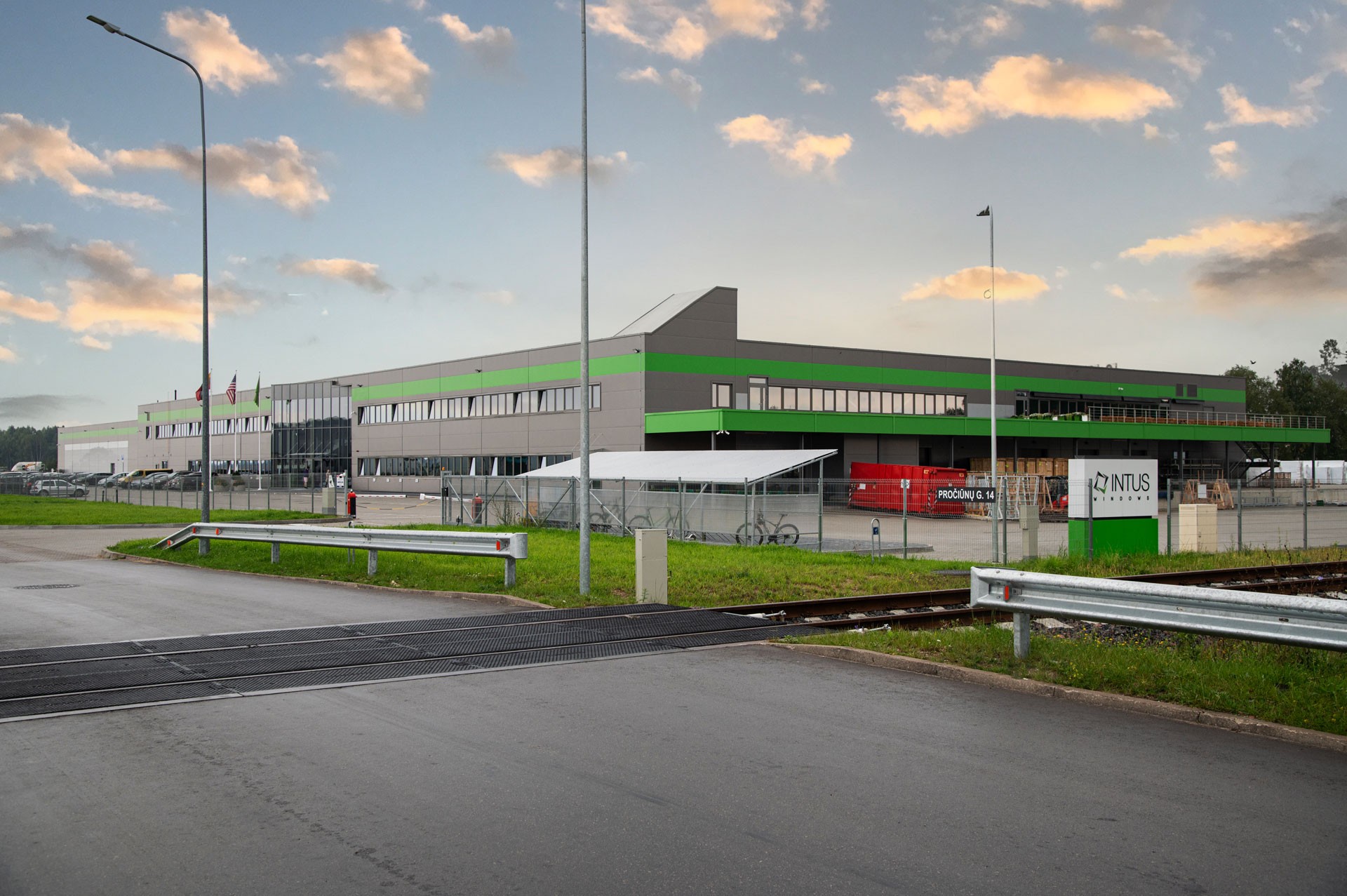 Manufacturing | INTUS Windows